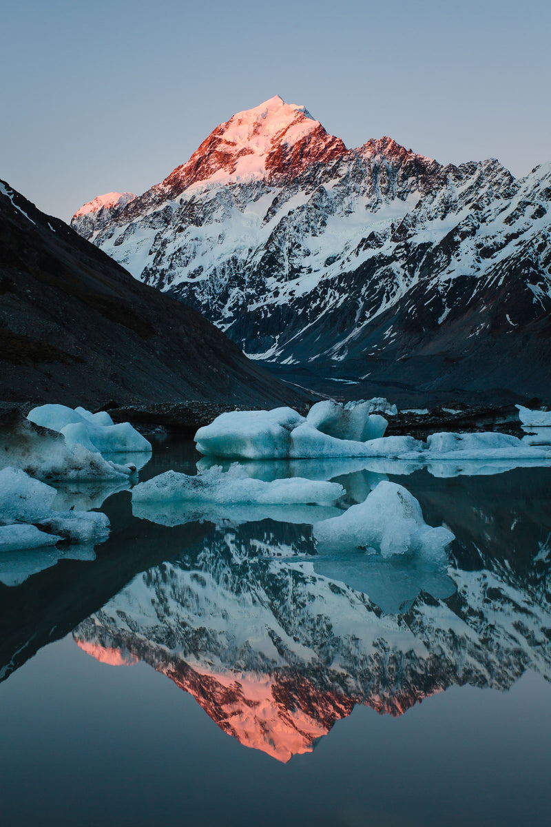 Mt Cook Reflections – dustandsalt